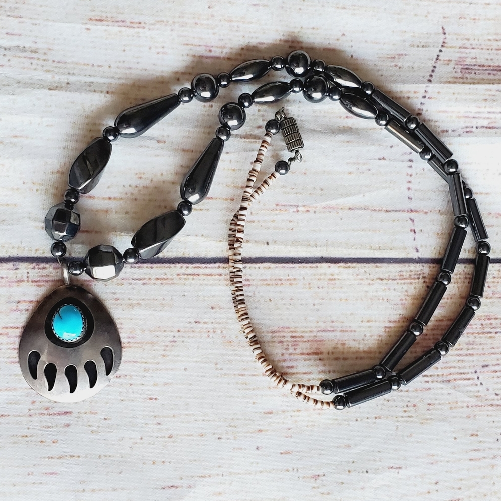 Bear Claw Native American Turquoise Necklace - Gem
